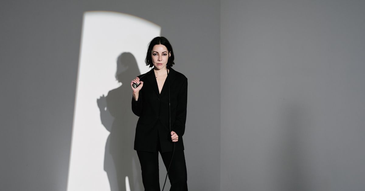 Lucrecia Dalt | VIERNULVIER